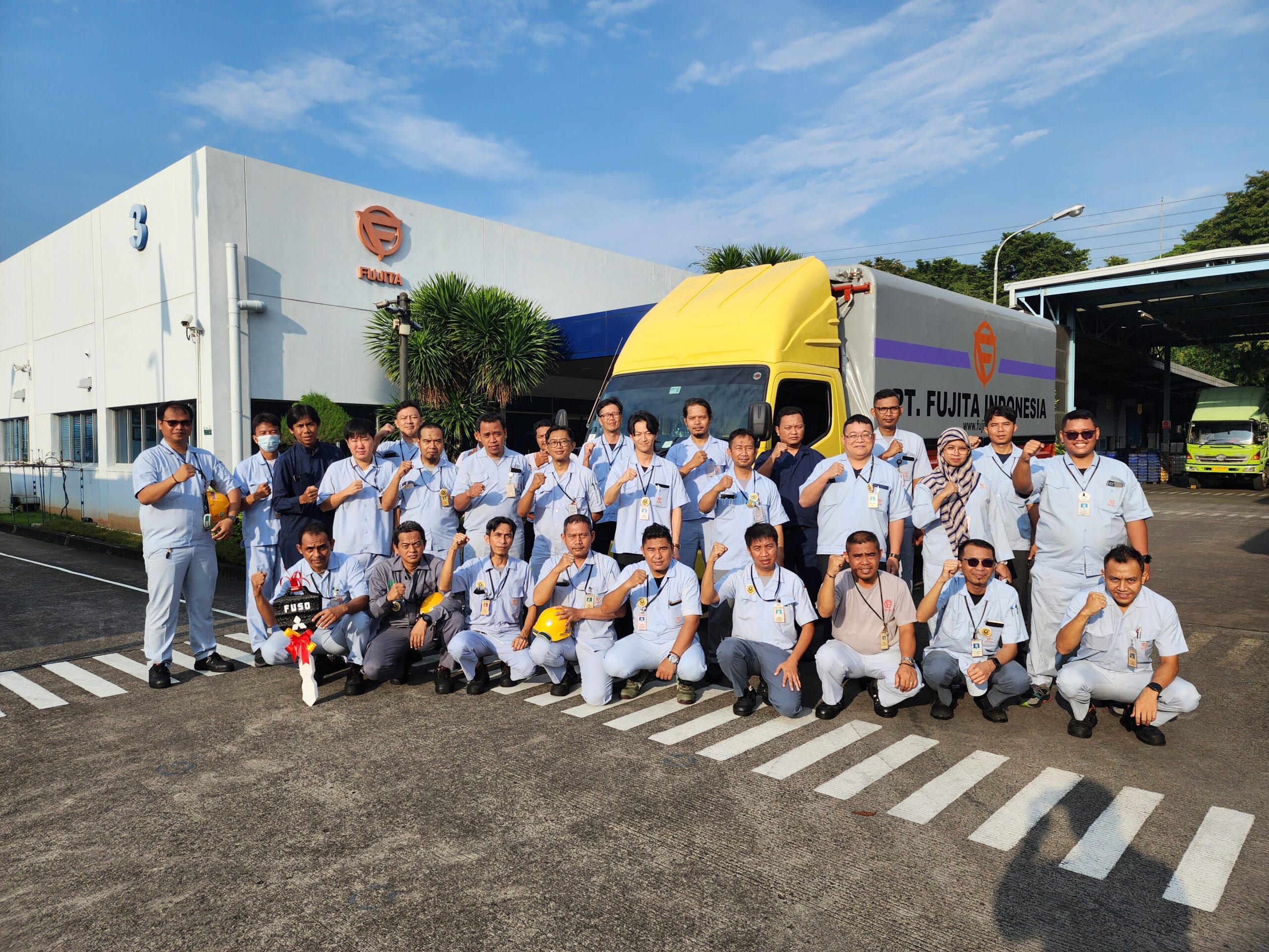Tingkatkan Layanan Pengiriman, PT. Fujita Indonesia Resmikan Armada ...